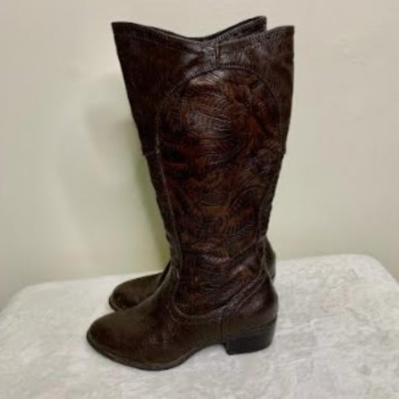 Sbicca | Shoes | Sbicca Salem Embossed Faux Leather Boots Sz 55 | Poshmark